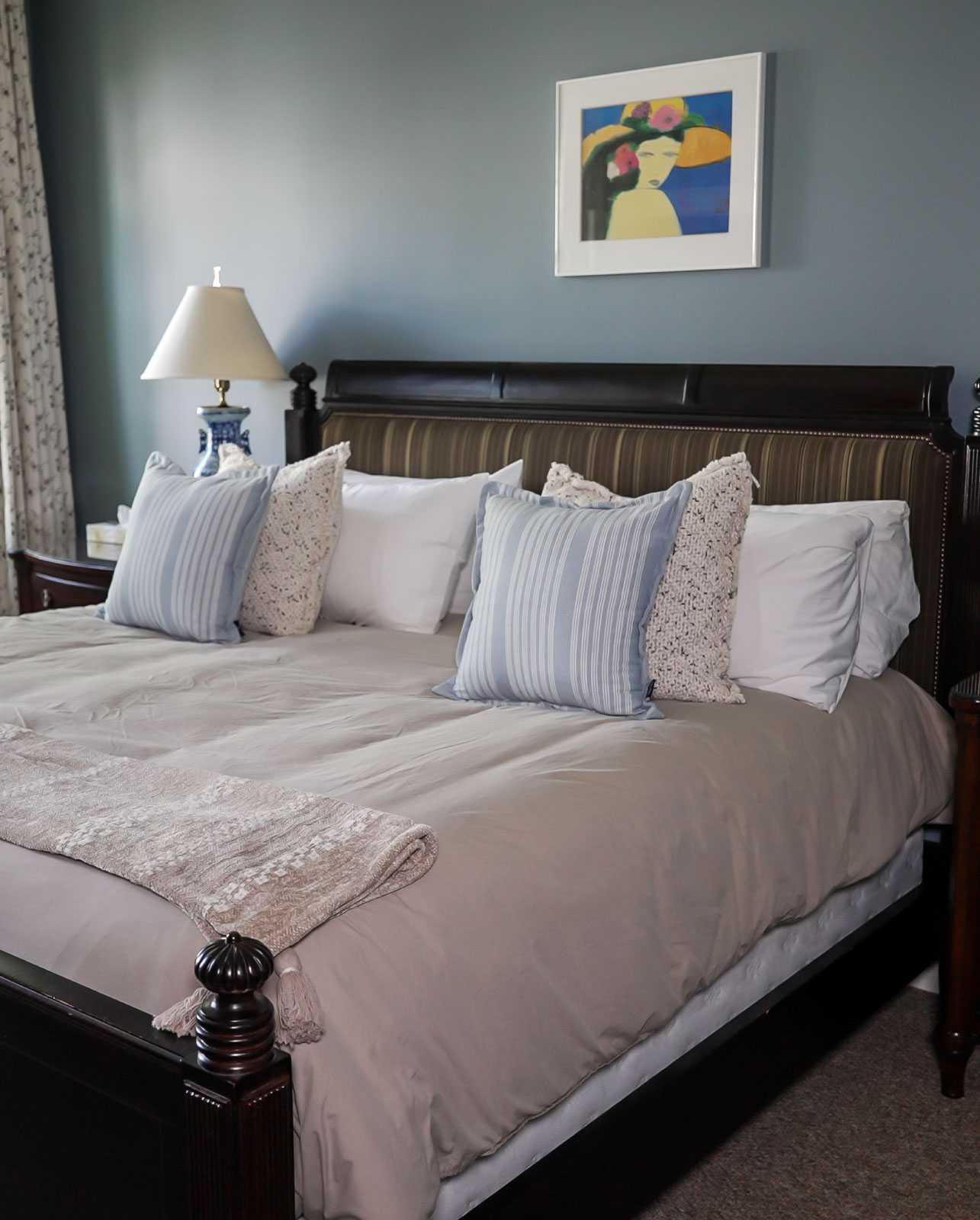 Salem Room - Ste. Anne’s Spa